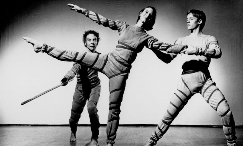 Merce Cunningham's "Signals" - Performance by the Stephen Petronio ...